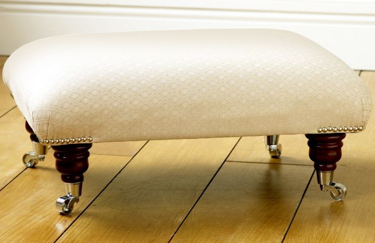 How to Choose Sofa Accessories | The English Sofa Company Blog