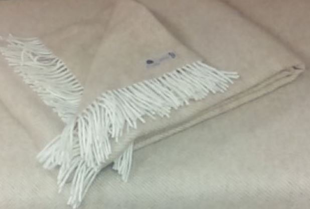 How to Choose Sofa Accessories | The English Sofa Company